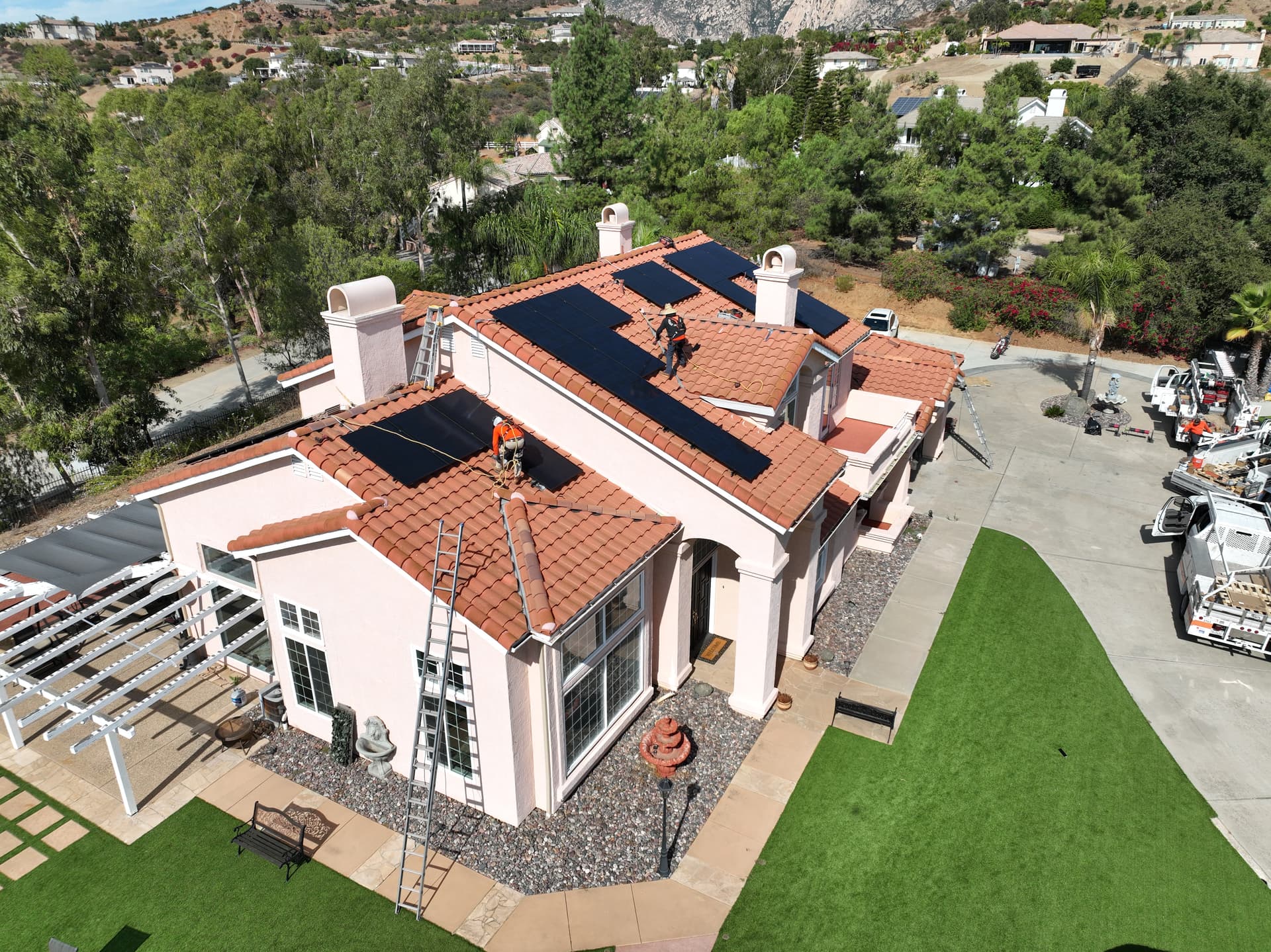 Solar Energy Systems & Pool Heating | SolarTech